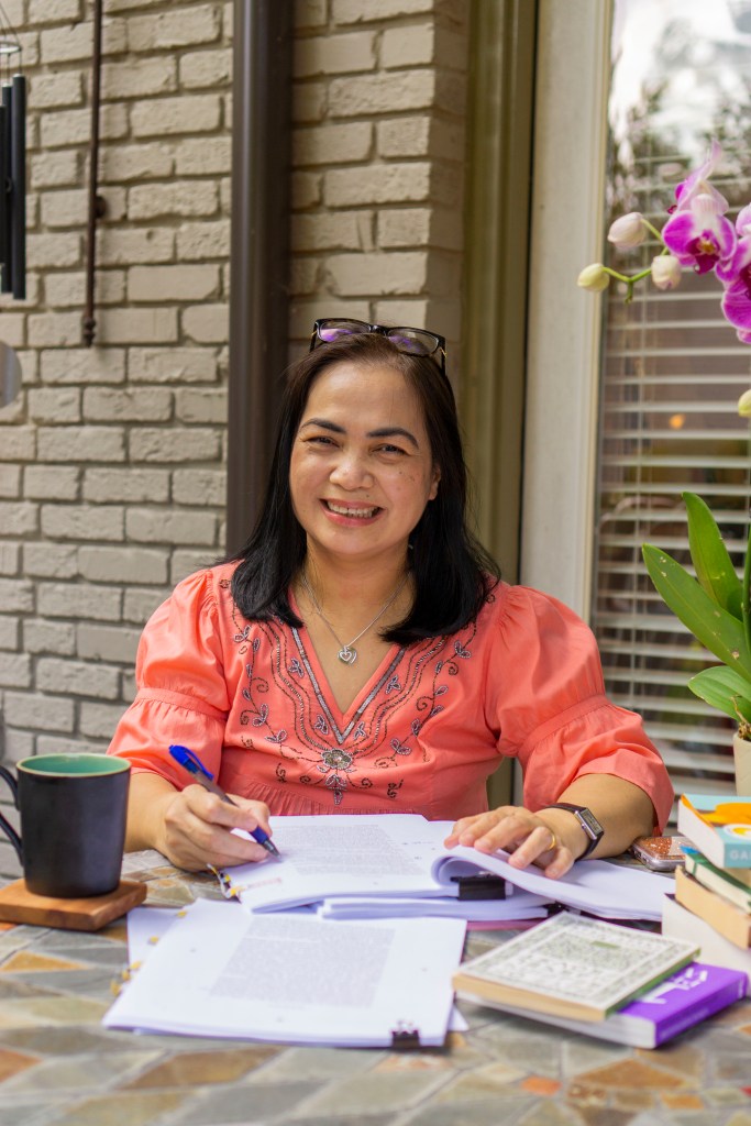 THE LOUNGE CHAIR INTERVIEW: 10 QUESTIONS WITH Migs Bravo Dutt - KITAAB